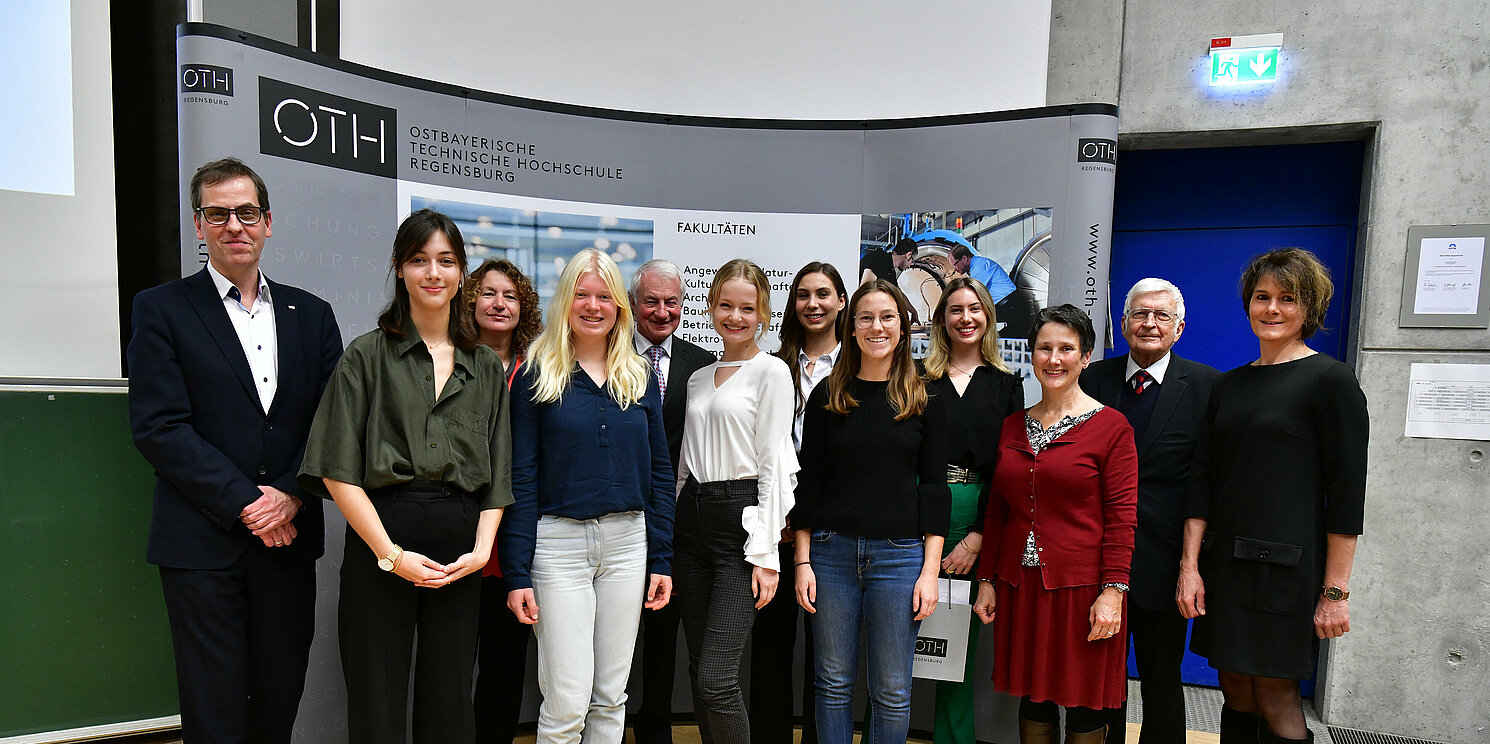 54.250 Euro Preisgeld überreicht